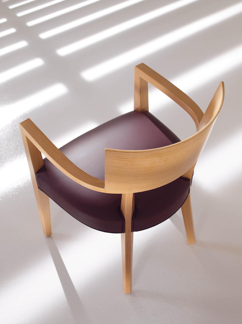 Chair with armrests and frame in solid wood upholstered in leather or ...