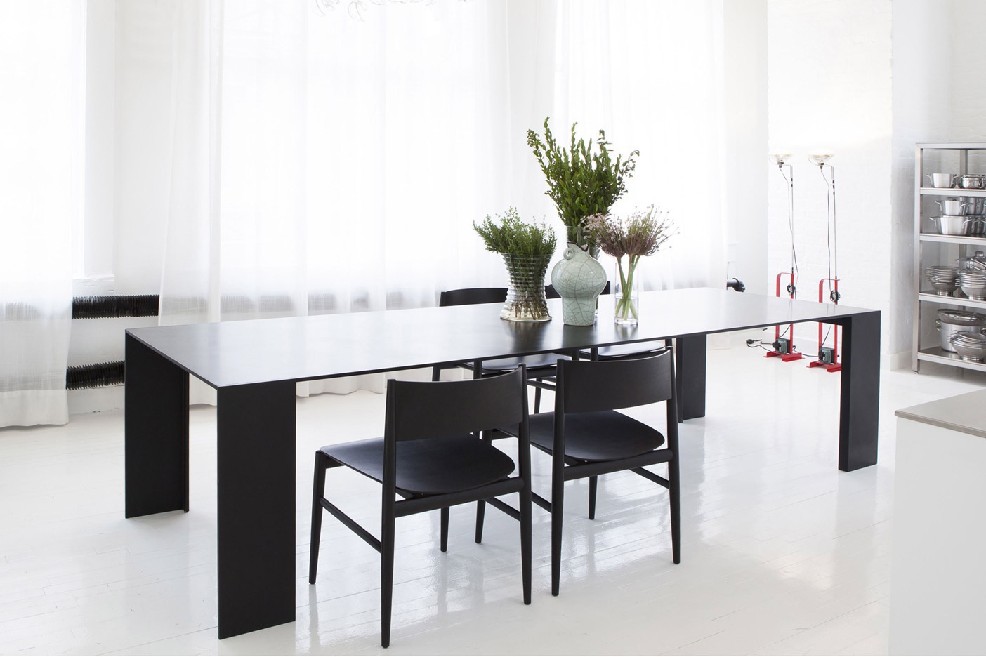 Dining table Metallico metal, Porro - Luxury furniture MR