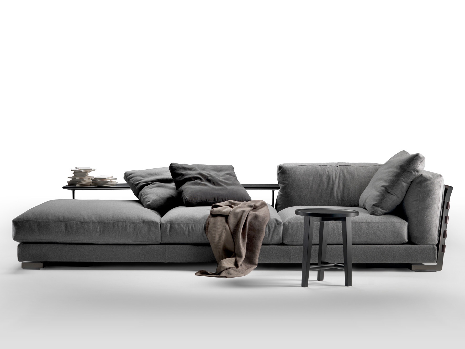 A modular sofa on a frame of wood and metal 09 Cestone, Flexform ...