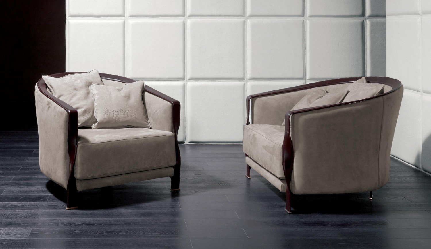 The chair is trimmed with bronze Paris, Rugiano - Luxury furniture MR